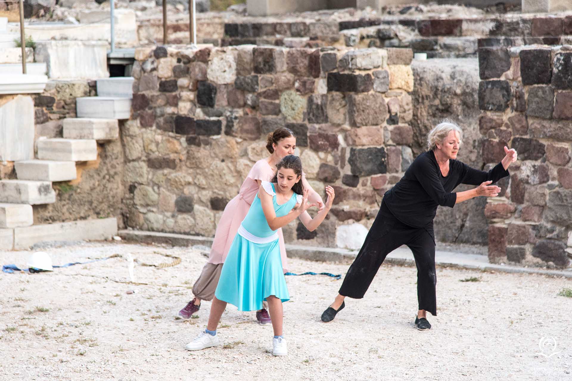 Πέρασμα / Αχειροποίητος ΙΙ - Dance & Theater